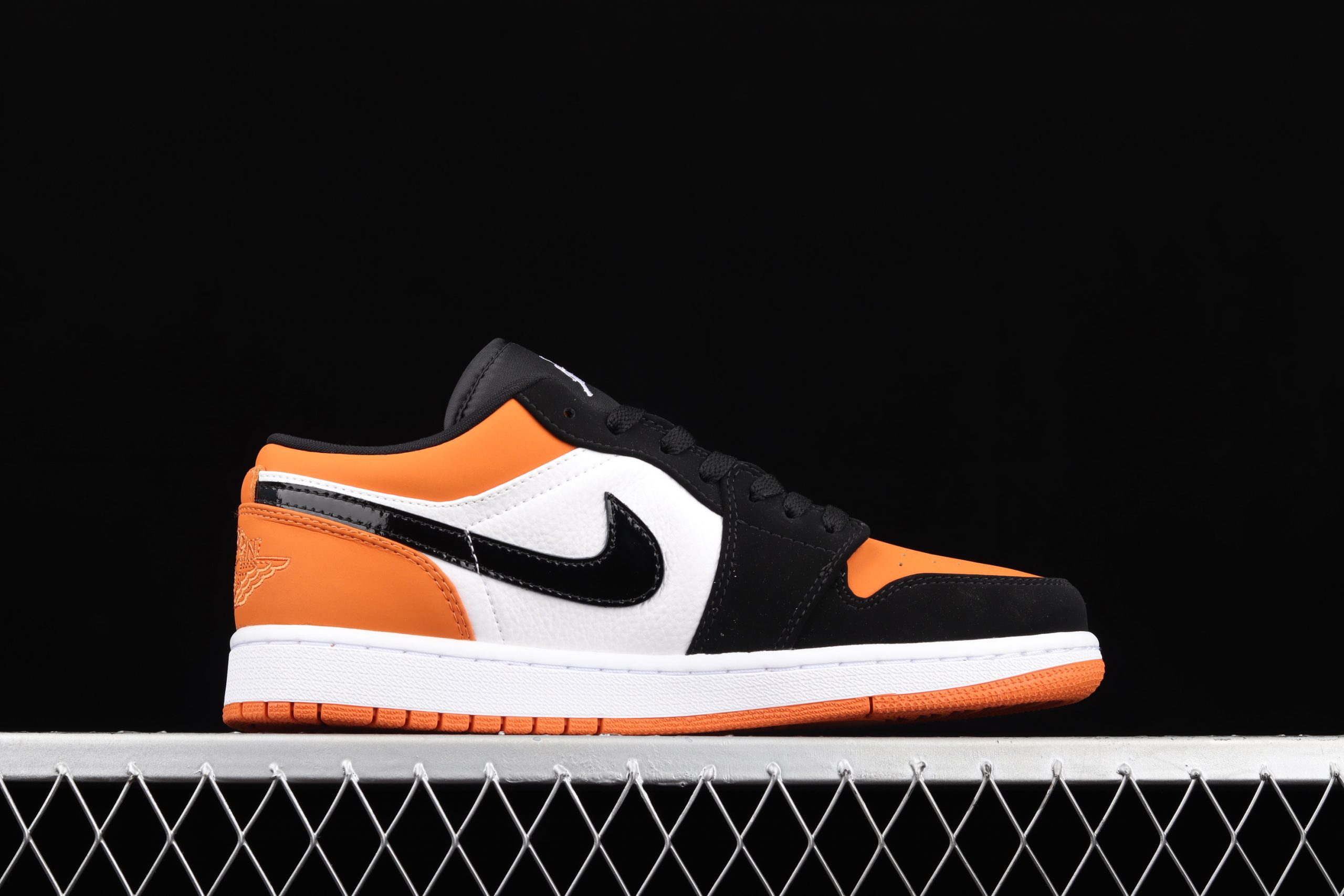 AIR JORDAN 1 LOW - Shattered Backboard 2019