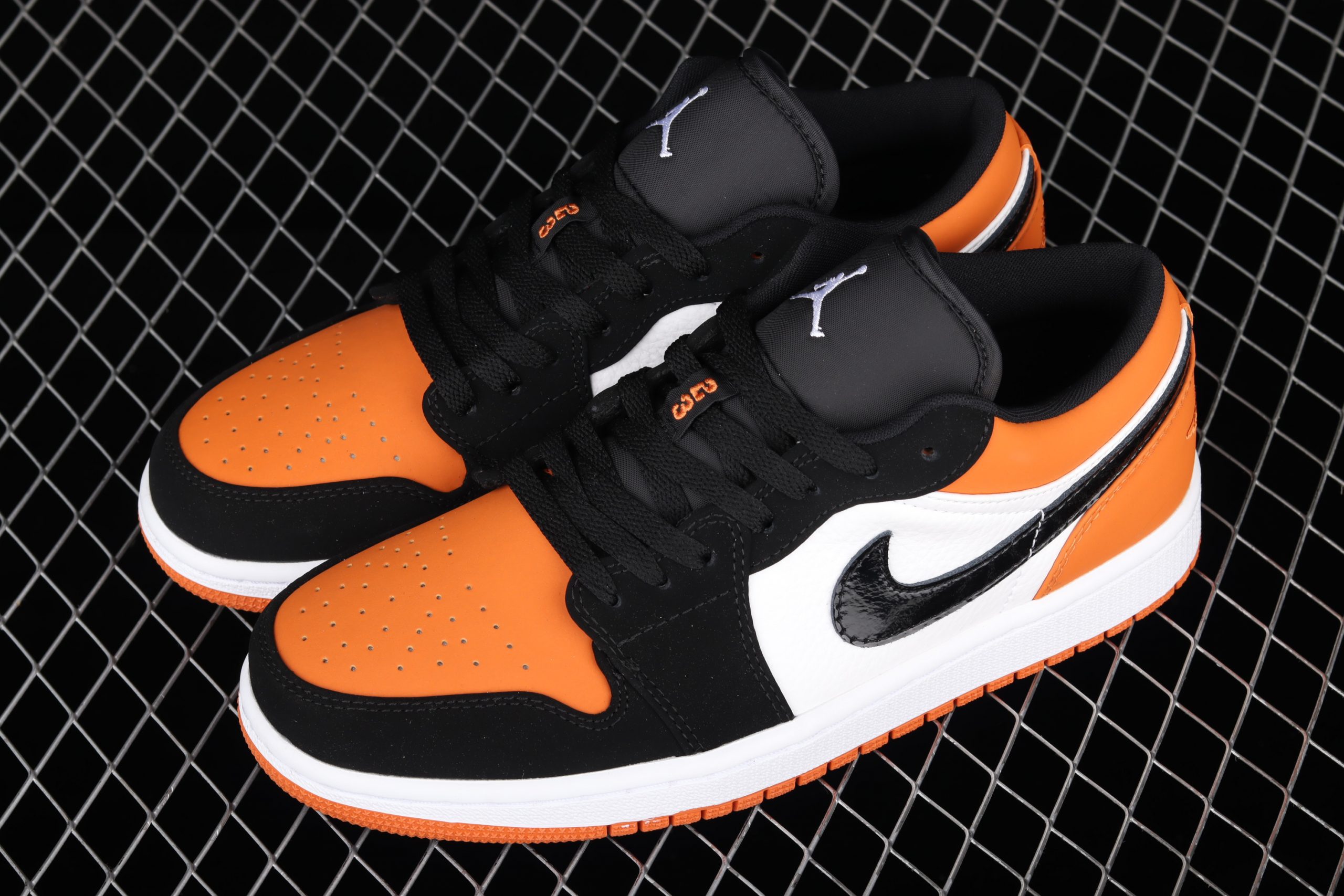 AIR JORDAN 1 LOW - Shattered Backboard 2019